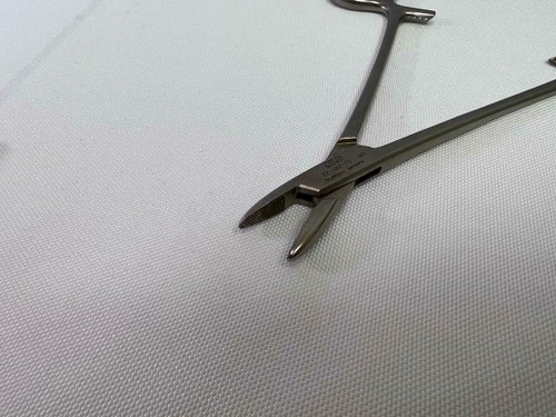 KLS Martin 22-482-15-07 Surgical Orthopedic Wire Twisting Forceps | eBay