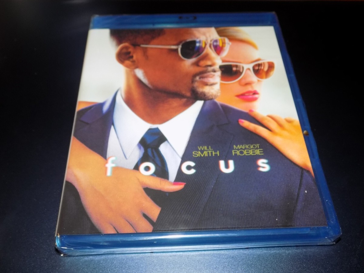 Will Smith Shirt Focus