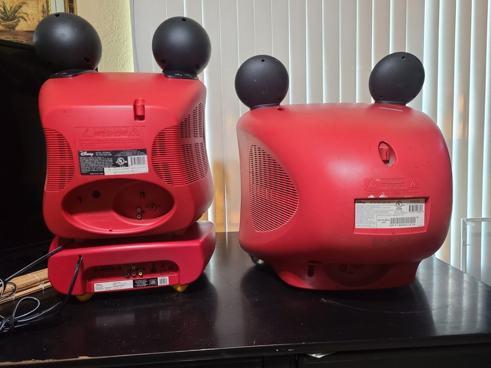 Disney MICKEY MOUSE CRT TV 13" & 20" DT1300-C w/DVD Player No Remote | eBay
