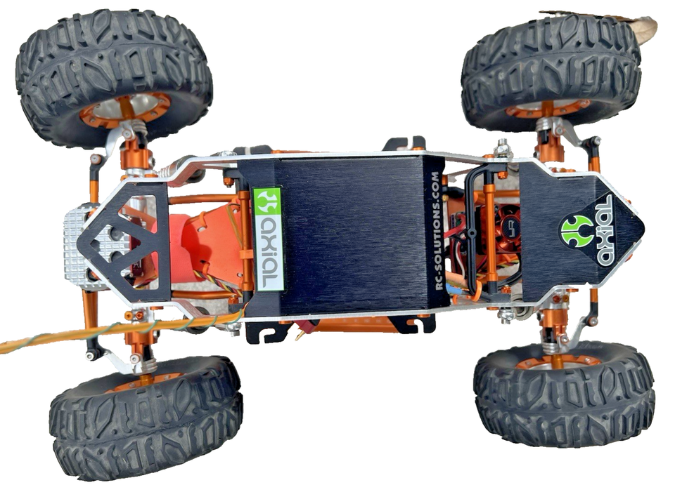 Axial AX10 Rock Crawler with Rear Steering & Out-Runner Motor 890kv ...