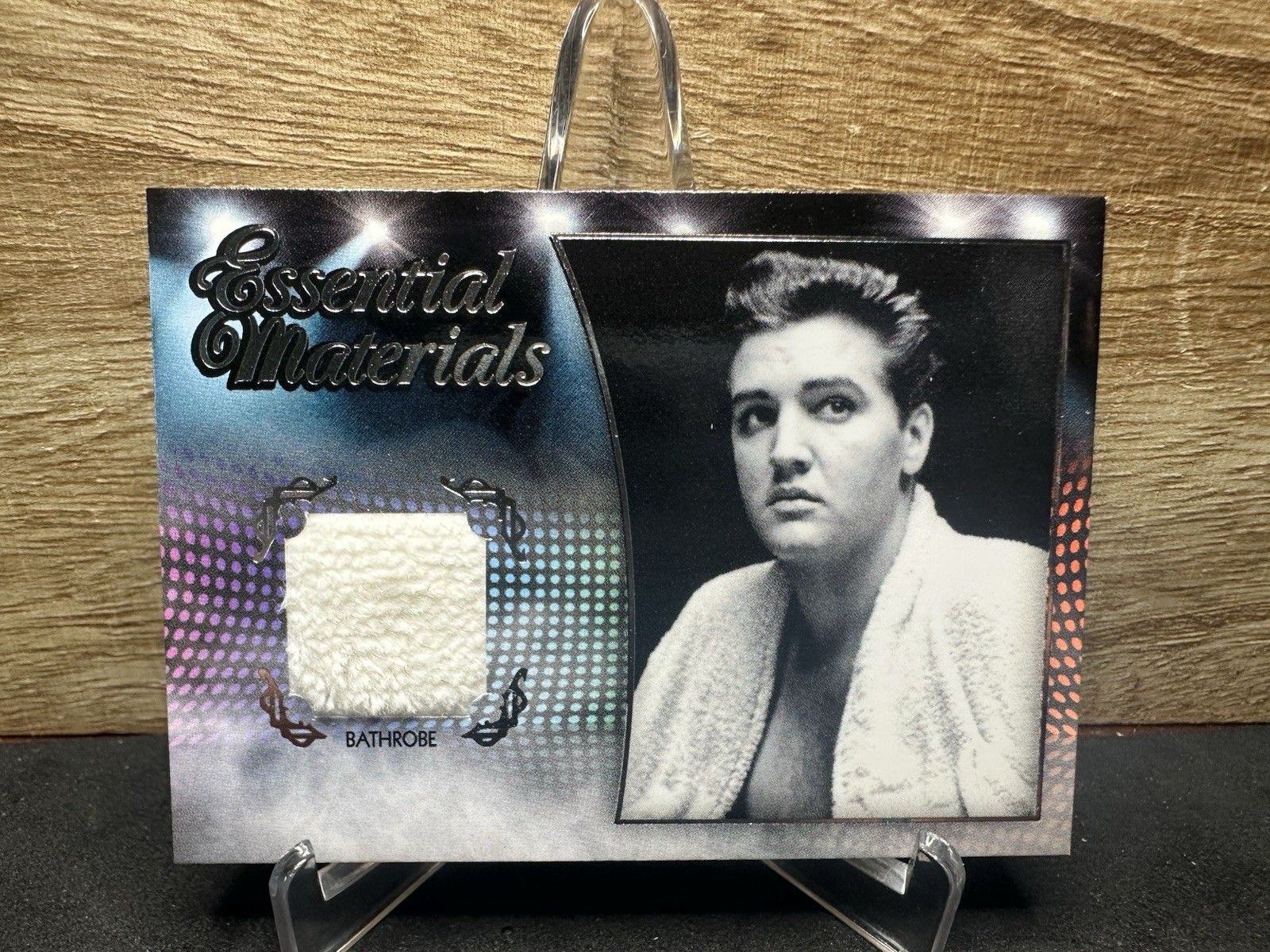 2012 Press Pass Essential Materials Elvis Presley Worn Bathrobe Relic ...