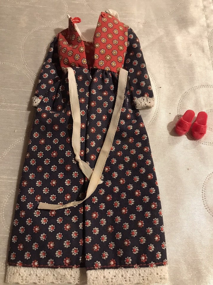 Vintage Barbie Best Buy #9164 Blue Red Peasant Dress | eBay