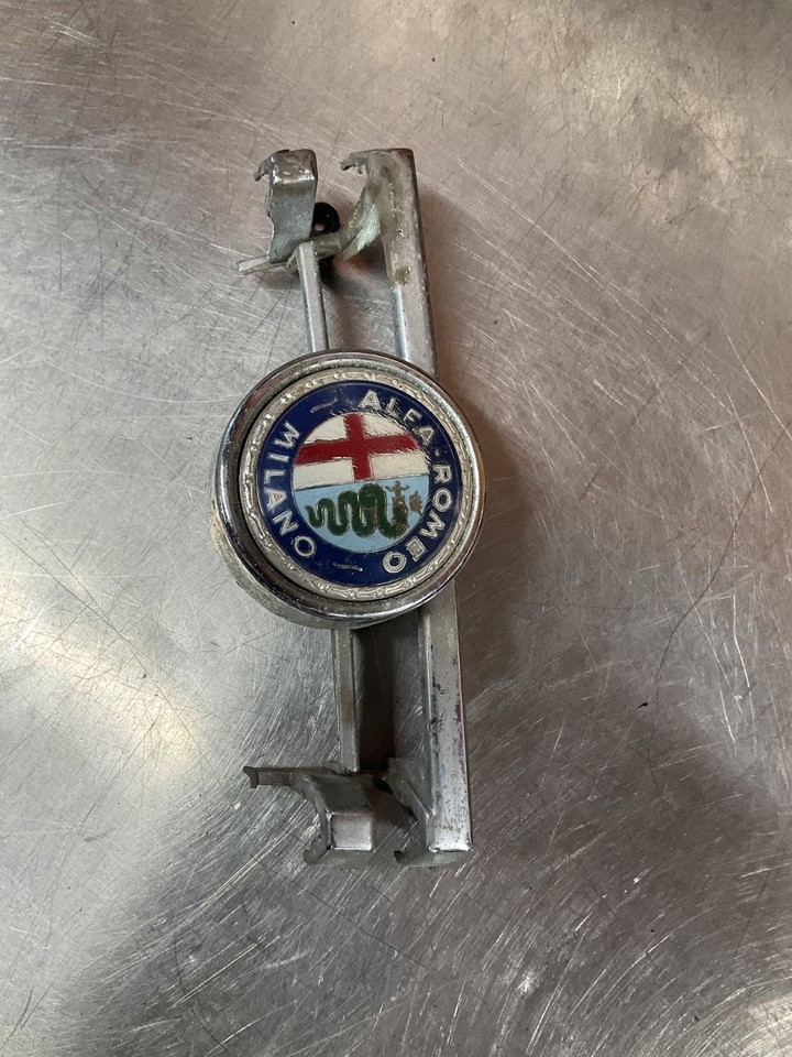 Alfa Romeo GTV 2000 • Original Front Grille Emblem. For Parts. JAR23 | eBay