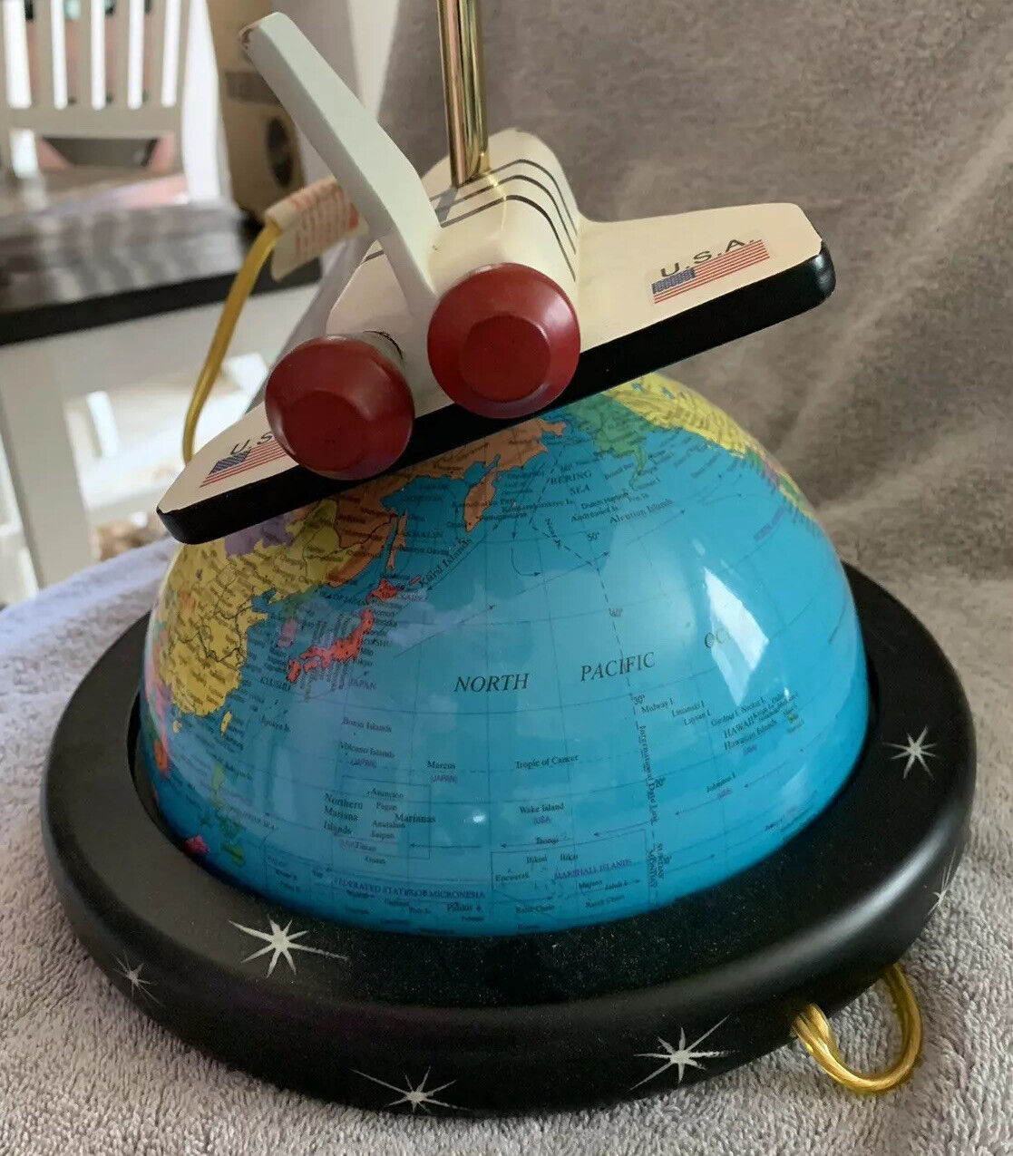 NASA Space Shuttle on Earth Half Globe Table Desk Lamp Night Light Boys ...