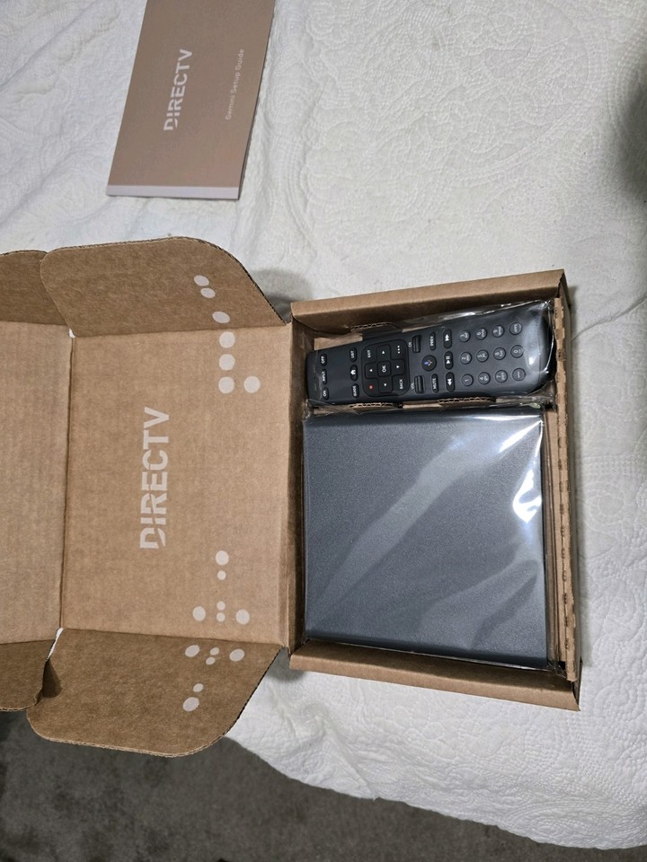 NEW DIRECTV Gemini C71KW-400 4K Streaming Box with Voice Remote ...