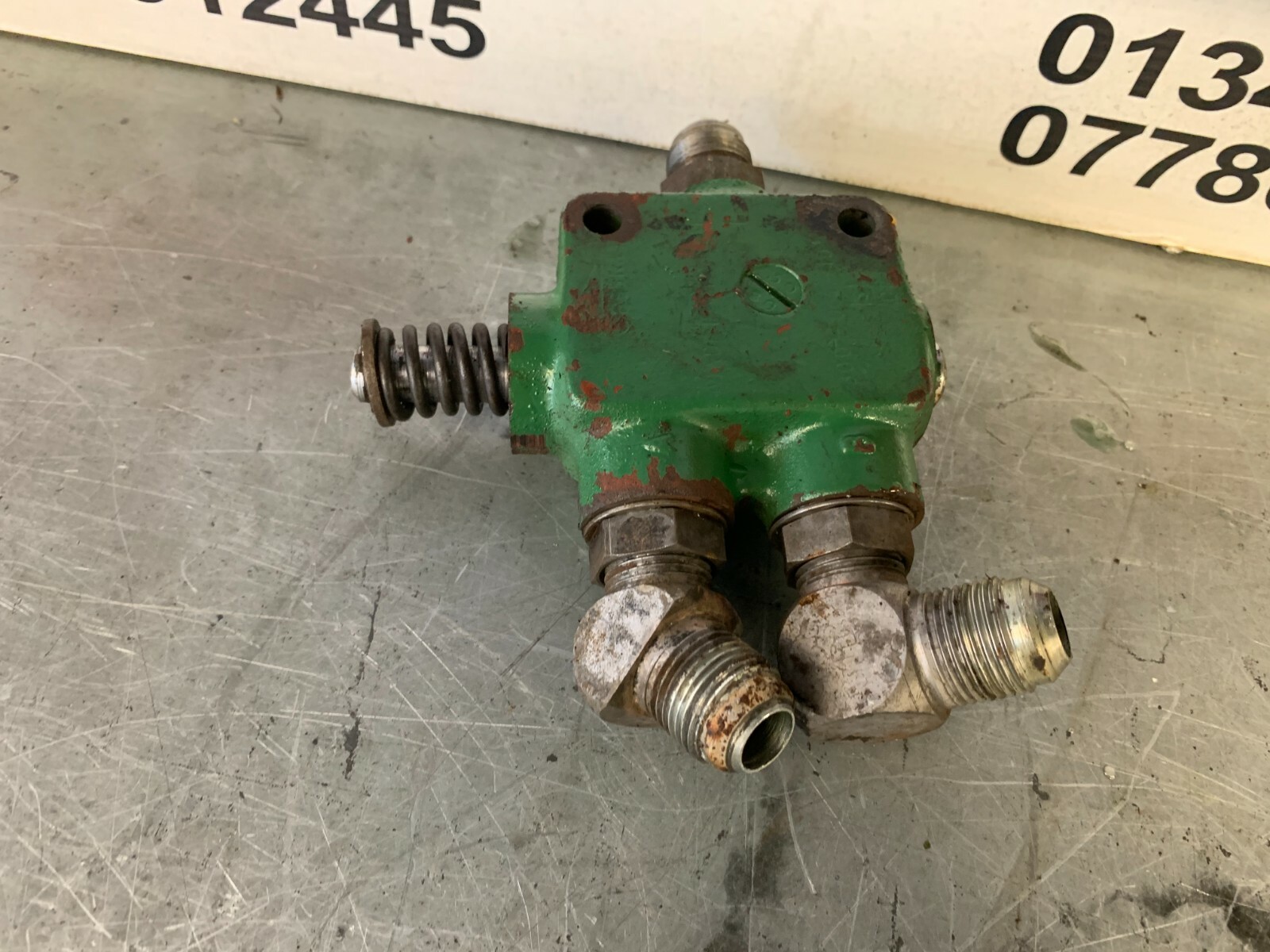 Cylinder on /off inhibitor valve X Ransomes 350 mower Cessna 300-064 ...