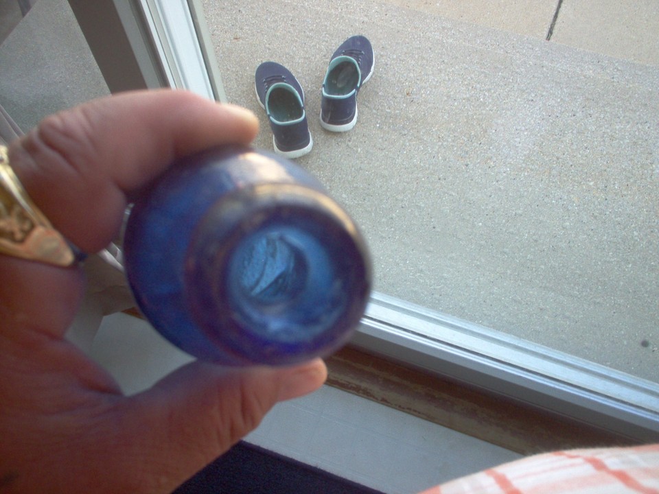 COBALT W H H CHICAGO ILL BLOB SODA 1860S ....W MC CULLY & CO | eBay