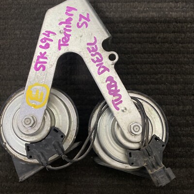 FORD TERRITORY SZ TWIN HORNS - STK 694 | eBay