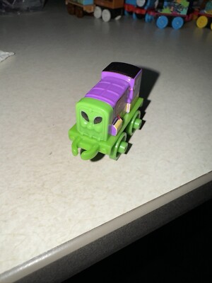 Mattel Thomas & Friends Minis Paxton Alien Form# | eBay