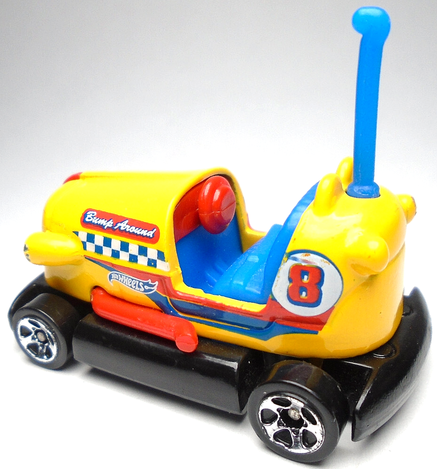 2013 HOT WHEELS BUMP AROUND #8 YELLOW 1:64 DIECAST 2" BUMPER CAR WITH ...