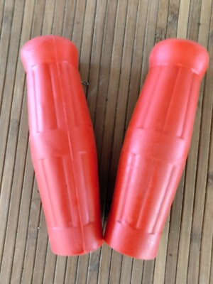 Red Vintage Style Bottle Rubber Grips for Harley Bobber Chopper Custom ...