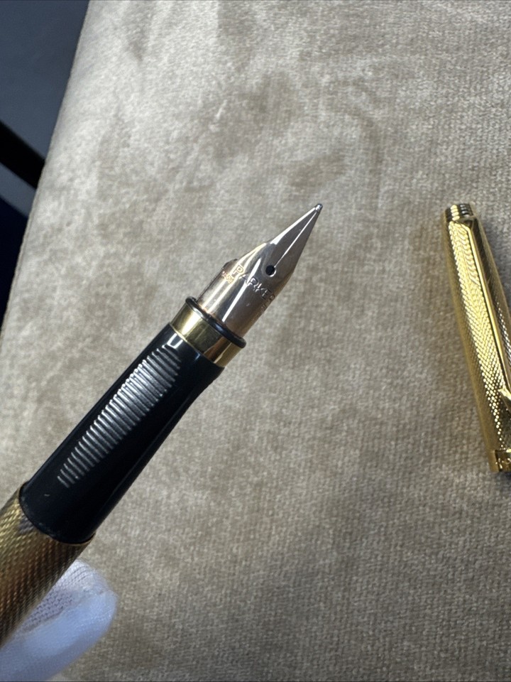 Parker Vintage 75 Gold Barleycorn Fountain Pen-fine point--uninked ...