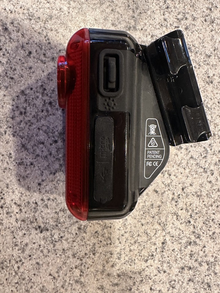 Cycliq Fly6 CE Gen 1 Rear Bike Camera (HD) & Tail Light – Excellent ...