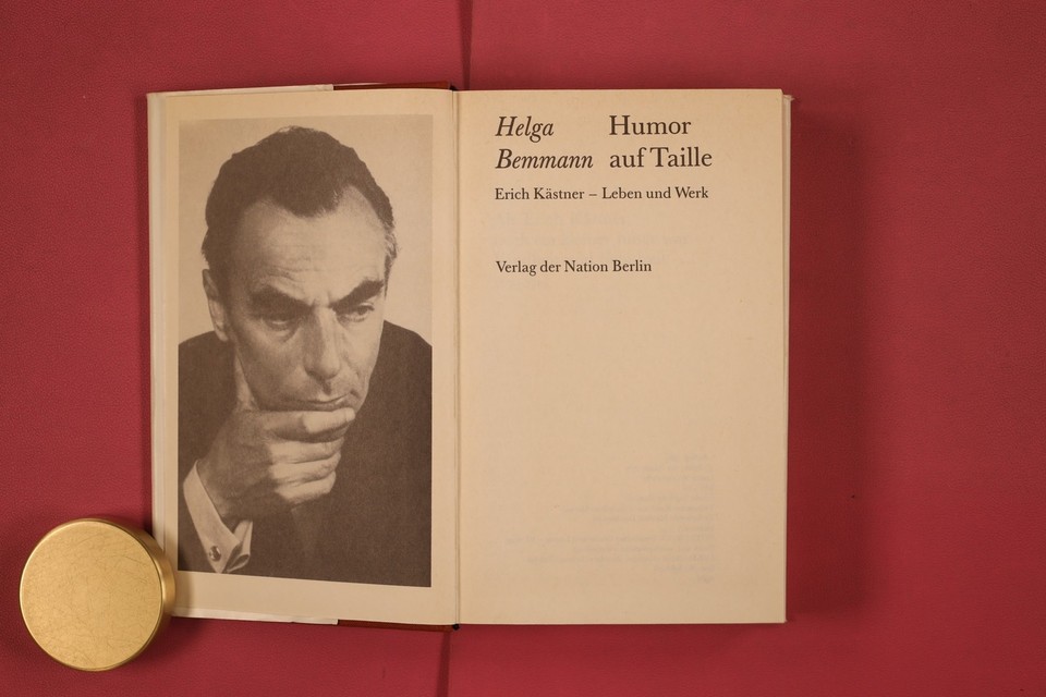 301959 Helga Bemmann HUMOR AUF TAILLE Verlag der Nation Erich Kästner ...