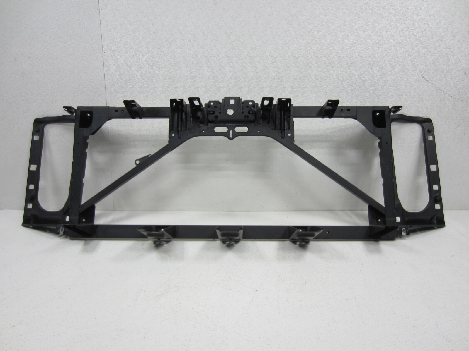 2015 2016 2017 2018 2019 2020 CADILLAC ESCALADE TAHOE RADIATOR SUPPORT ...