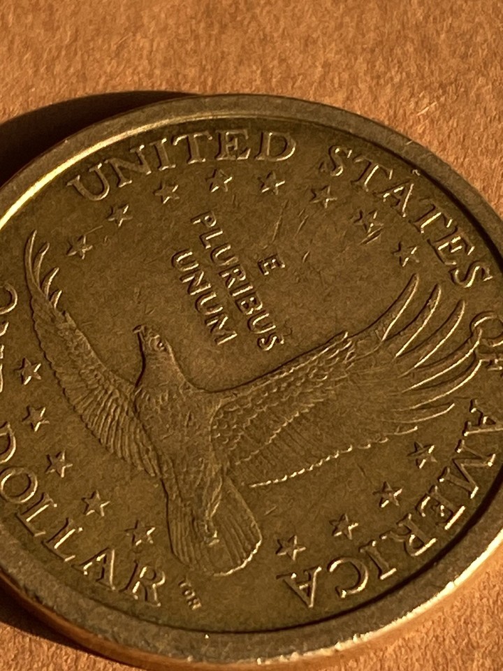 RARE 2000 P SACAGAWEA ONE DOLLAR US LIBERTY GOLD COLOR COIN | eBay