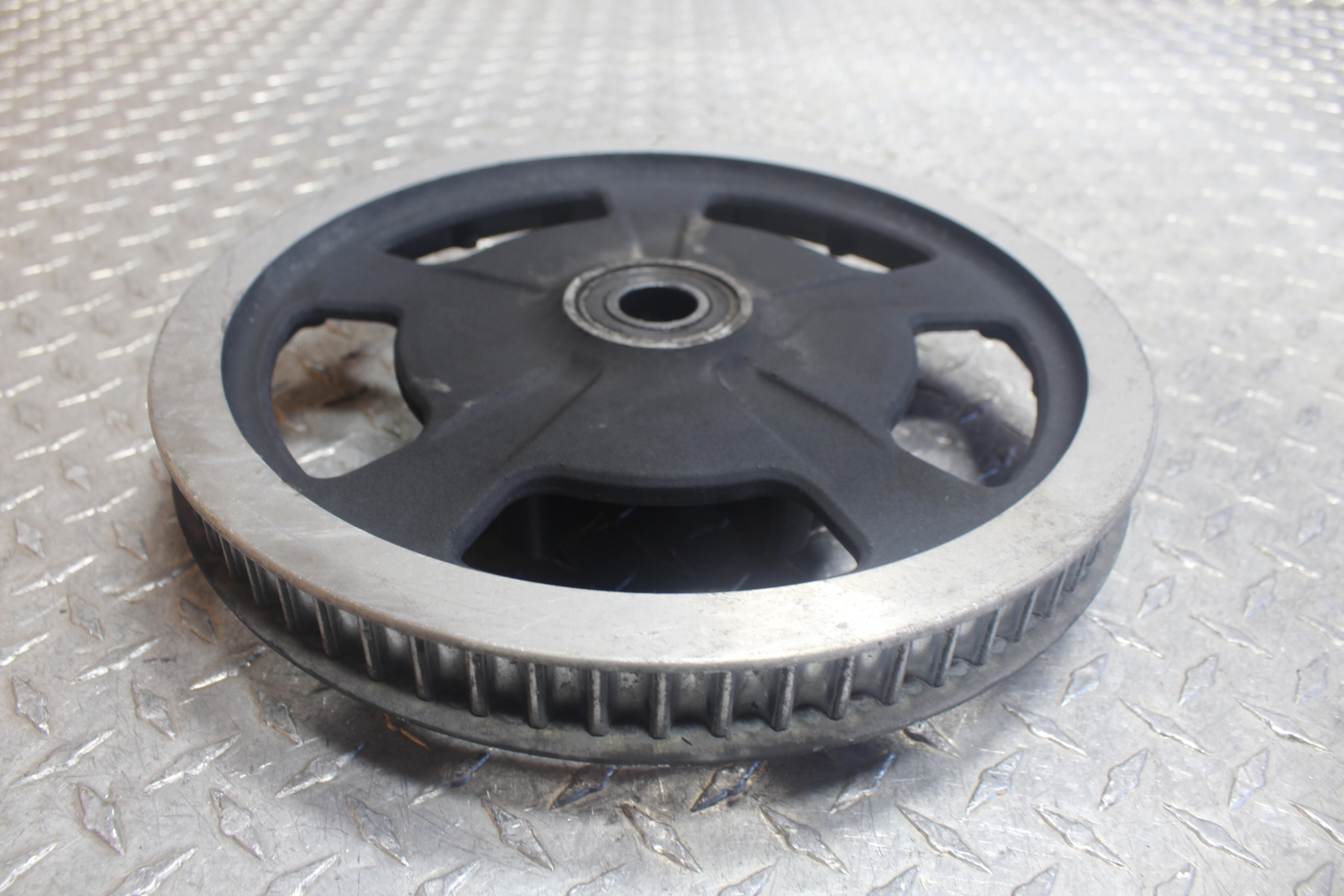 harley-davidson OEM REAR BACK SPROCKET 40217-09 REAR PULLEY 68T BLACK ...