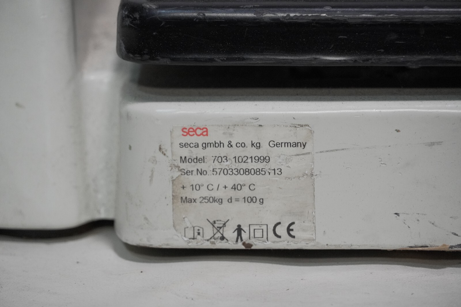 seca 703 1021999 column scale, max 250kg, d = 100 g | eBay