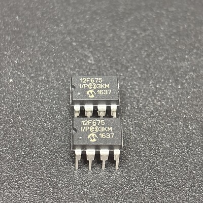Pair Microchip Tech PIC12F675 8-bit Microcontroller 8-Pin IC Chip ...