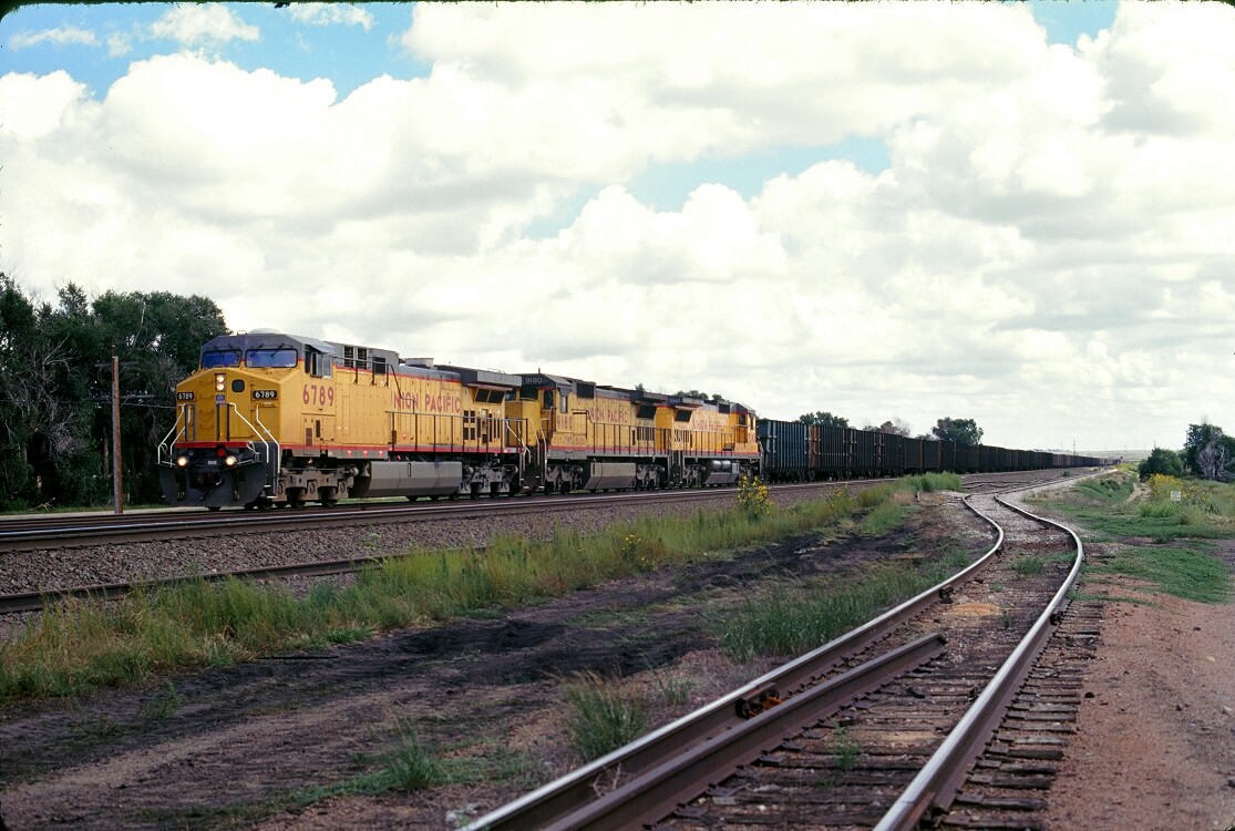 Union Pacific (UP) - C44AC - #6789 - Original 35mm Slide | eBay