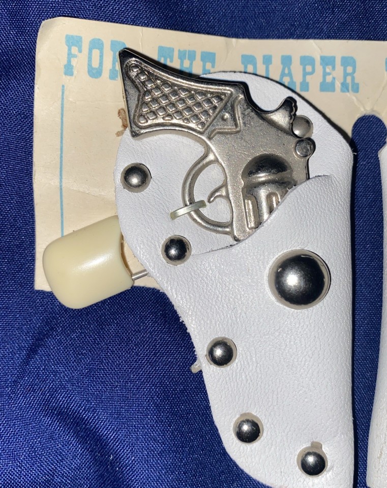 Vintage Cowboy Holster Guns Baby Diaper Pins For The Diaper Tote’n ...