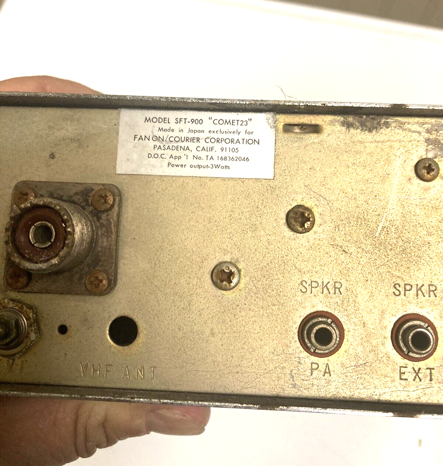 RARE Vintage Courier Comet 23 CB Radio W/ Bracket - model SFT-900 Fanon ...