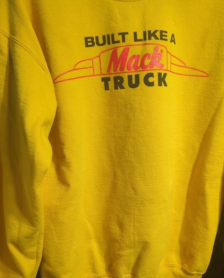 Mack Trucks Sweatshirt Men's Size L Crewneck Built Like A Mack Official ...