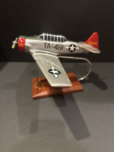 Executive Series North American T-6 AT-6 Texan Trainer 1/32 NEW | eBay