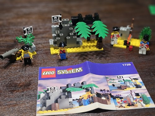 LEGO Pirates:Vintage 1729 Barnacle Bay Value Pack 100% Complete 1871 ...