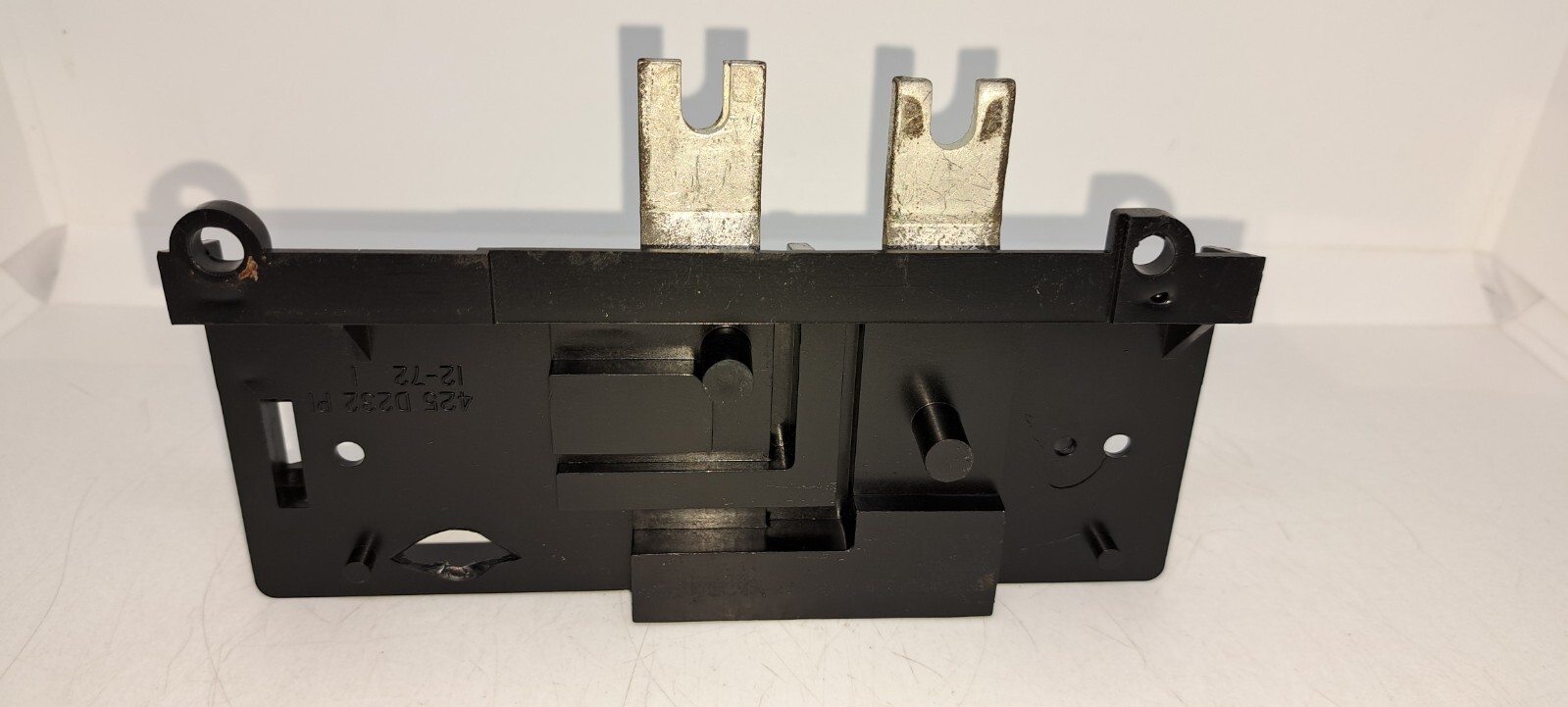 GE TQDL21150 TQDL21200 150/200 Amp Offset Mount For Reverse Feed ...