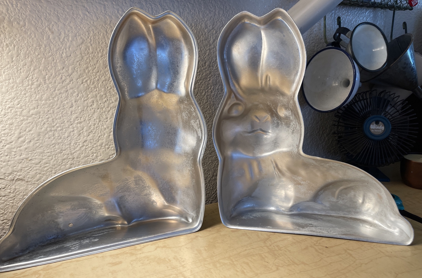Vintage 2 pc Wilton Bunny Rabbit Cake Pan 3D Mold 1974 Easter Dessert ...