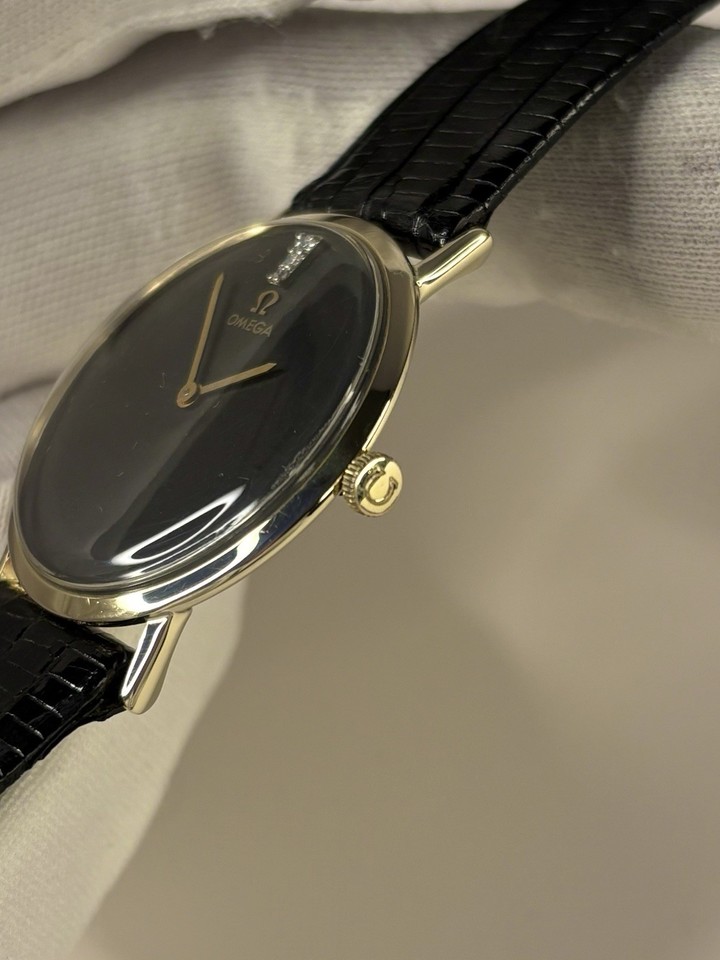 OMEGA 14K Solid Gold *RARE* Vintage 1970’s Black Dial Manual 14ct Watch ...