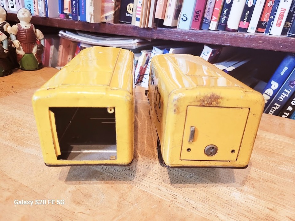 TWO SELDOM SEEN VINTAGE 1950'S TIN LITHO FRICTION LOFT'S CANDIES TRUCK ...