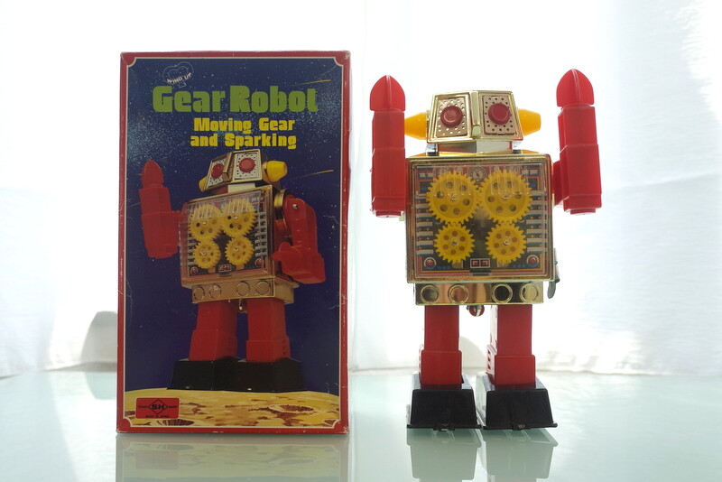 Horikawa Wind up GEAR ROBOT plastic model Retired 1970s Japan with box ...