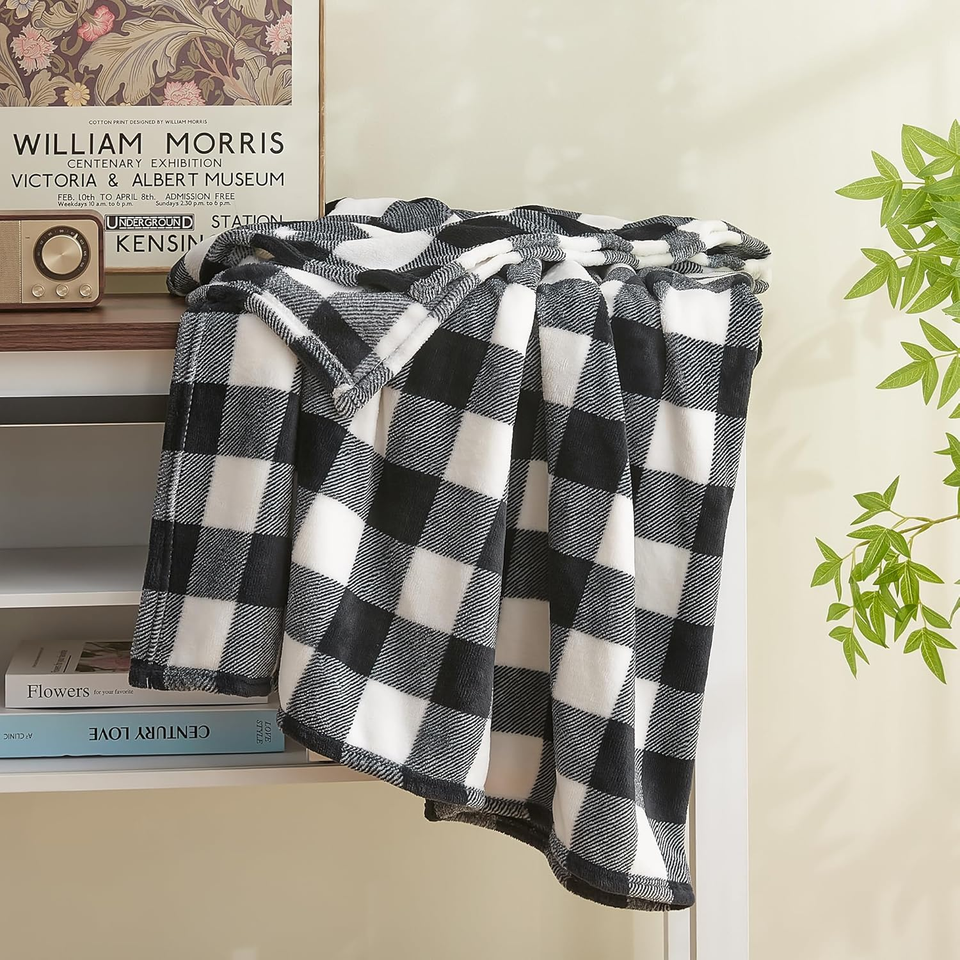 Plaid Fleece Twin Blanket for Couch & Bed, Black & White Checkered ...