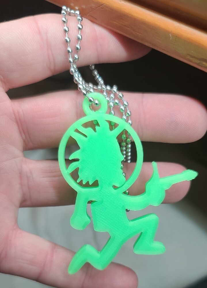 ICP Gotj 23 Glow-in-the-dark Green Spaceman Hatchet-man charm [3D ...
