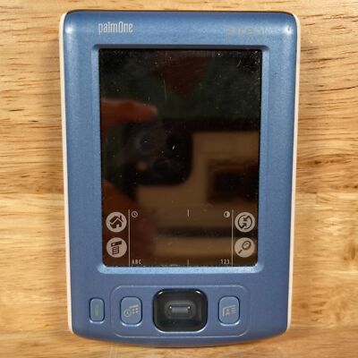 PalmOne Zire 31 White/Blue 8MB Handheld Touchscreen USB Digital PDA ...