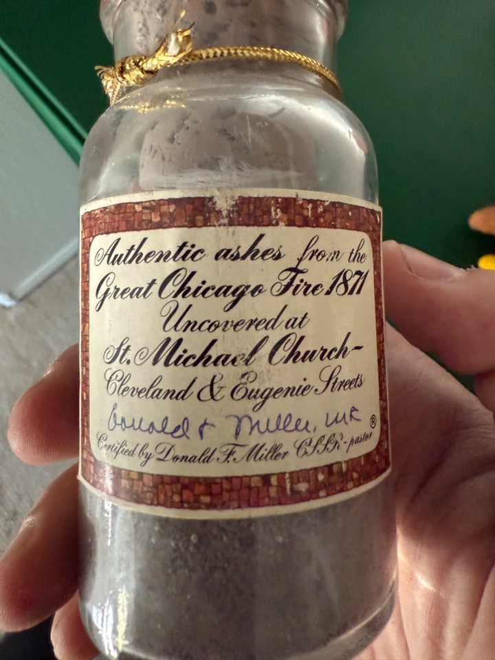Authentic ashes from the Great Chicago Fire 1871 Uncovered at St ...
