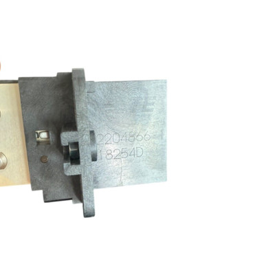 TE Connectivity 2204866-1 Bus Bar-to-Bus Bar / Wire-to-Bus Bar Pinch ...