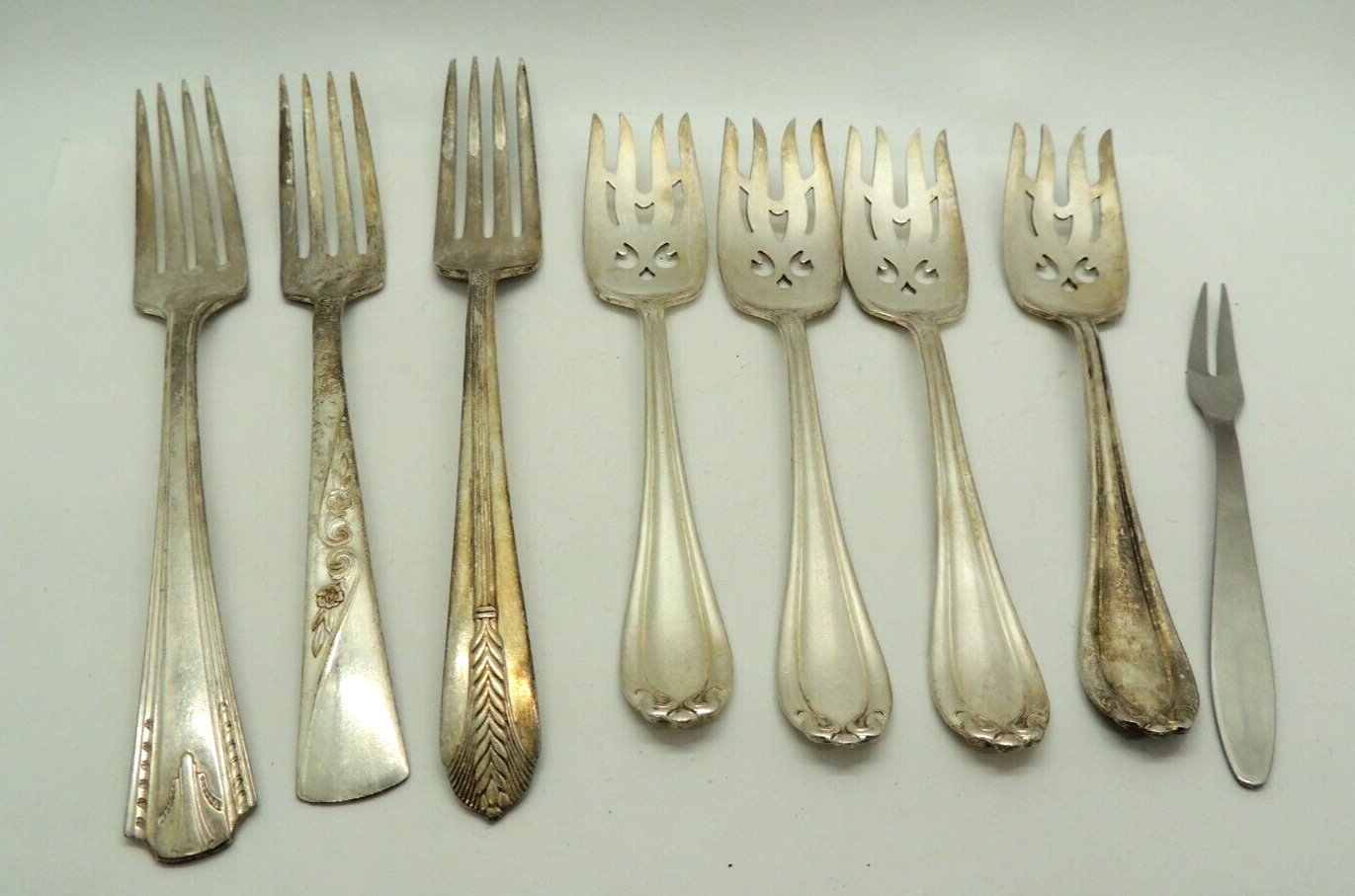 Vintage Silverplate Forks Lot Crafting Collecting Community Silver WM ...