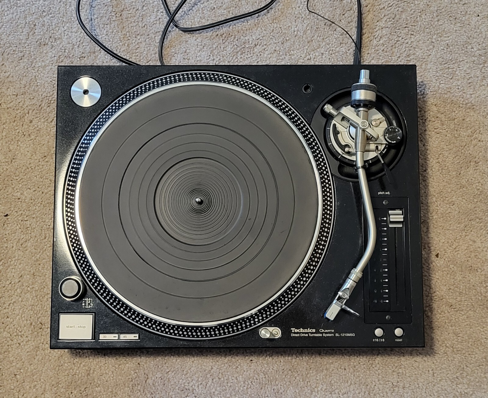 2 TECHNICS SL-1210M5G GRAND MASTER TurntablesBlack (+ 2 Sets SHURE ...