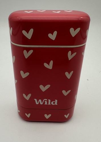 Wild Deo Case Rosa mit Herzen Deospender Behälter Neu | eBay.de