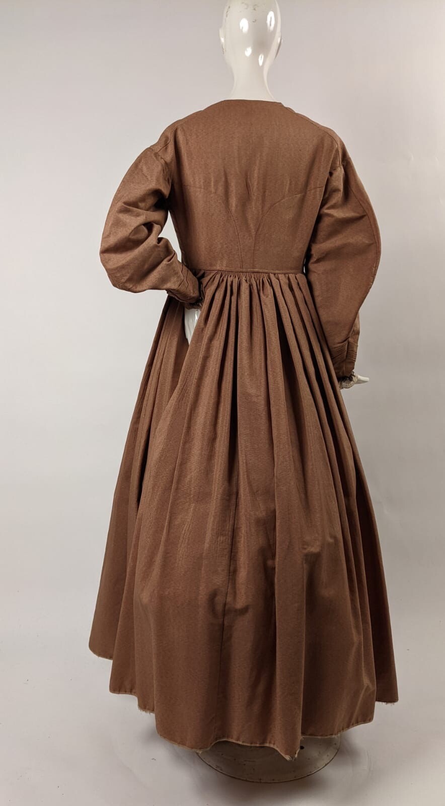 MUSEUM QUALITY ANTIQUE CIVIL WAR 1860’S LIGHT BROWN WOOL DRESS | eBay