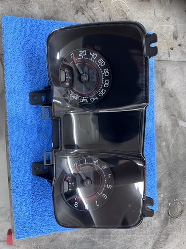 Chevrolet Camaro Coupe Instrument Gauge Cluster Speedometer 2010-2015 ...