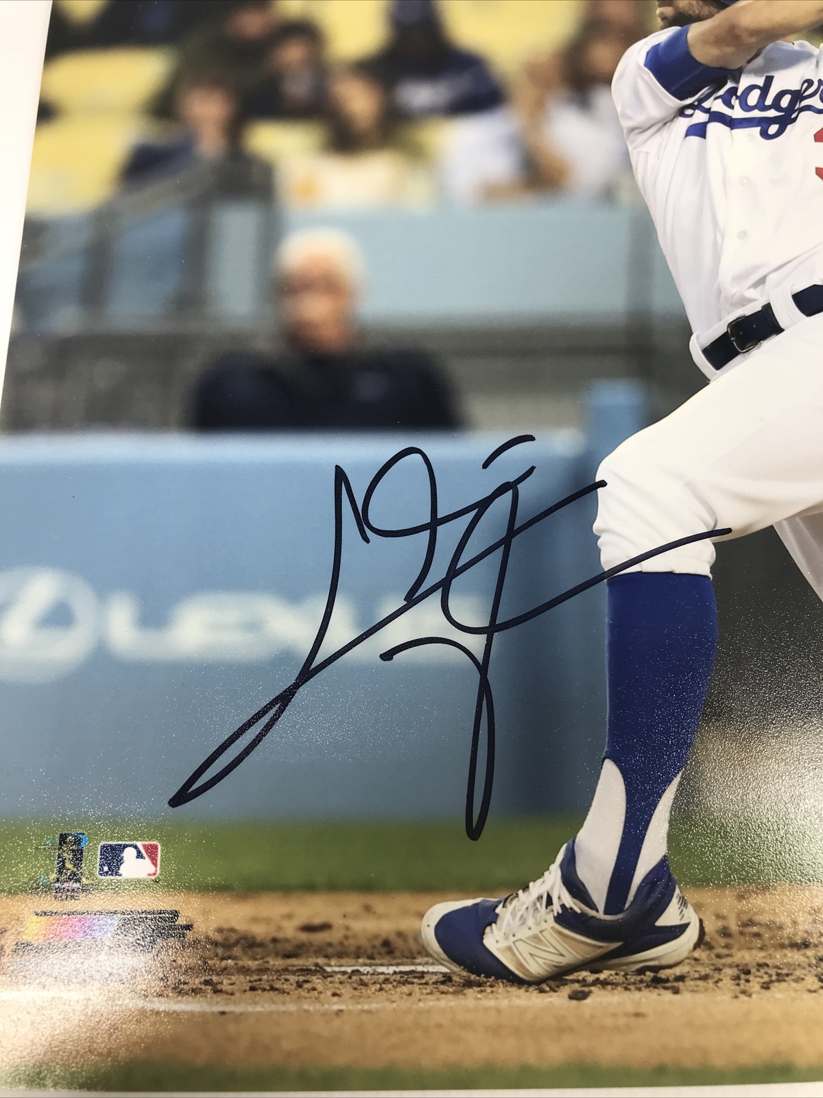 Los Angeles Dodgers Chris Taylor Signed 8x10 Photo | eBay