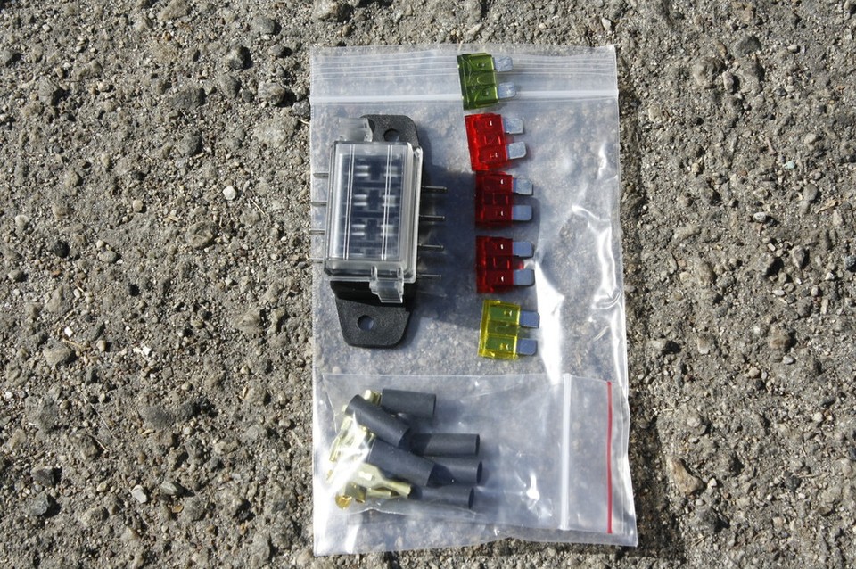 Yamaha HONDA SUZUKI Kawasaki Fuse Box Motorcycle Universal 4 Blade ...