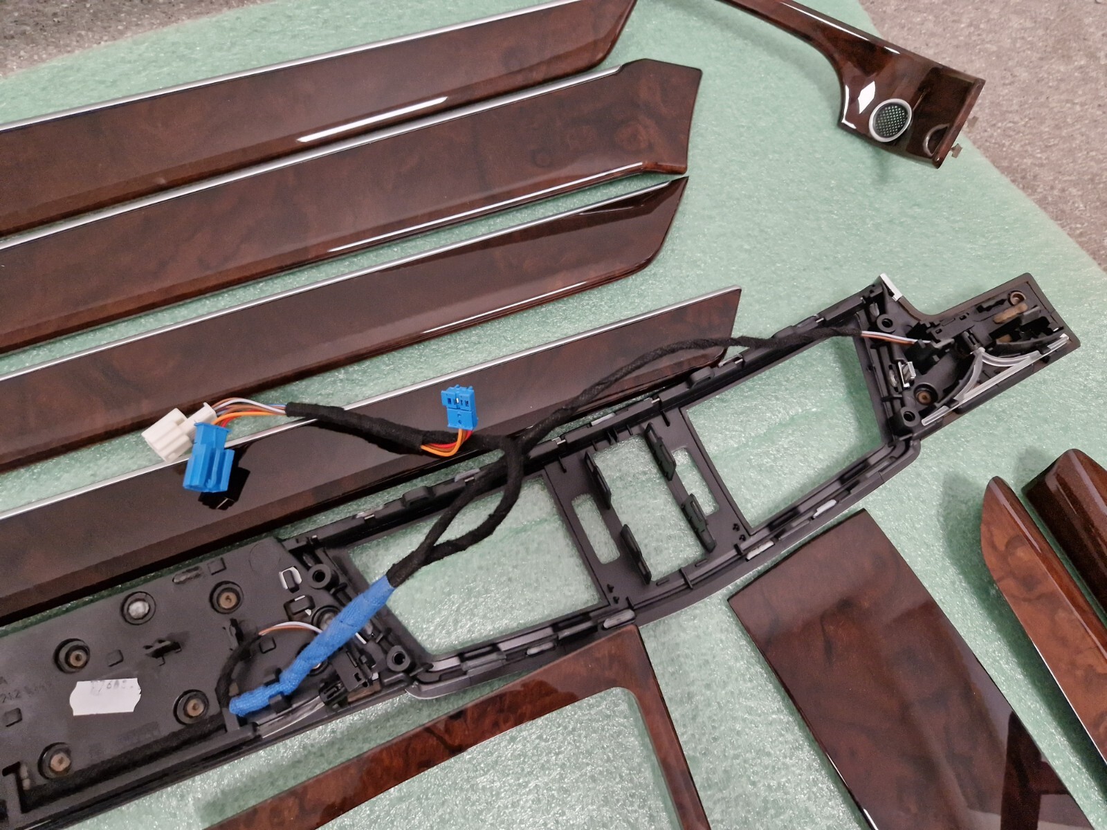 Mercedes-Benz Burl Wood INT Trim Kit E Class Sedan W212 A2126801293 for ...