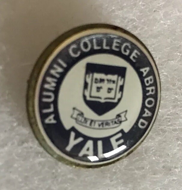 Vintage Yale University Alumni College Abroad Lapel Pin Ivy League Pin ...