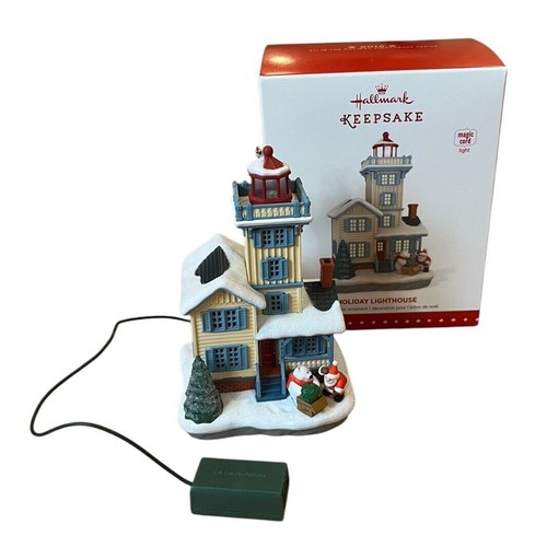Hallmark Keepsake 2015 Holiday Lighthouse #4 In Series Lights Up Santa ...