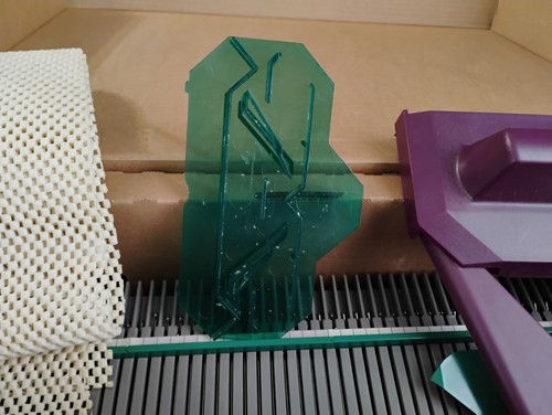 Ultimate Sweater Knitting Machine By Bond America Missing Accessories ...